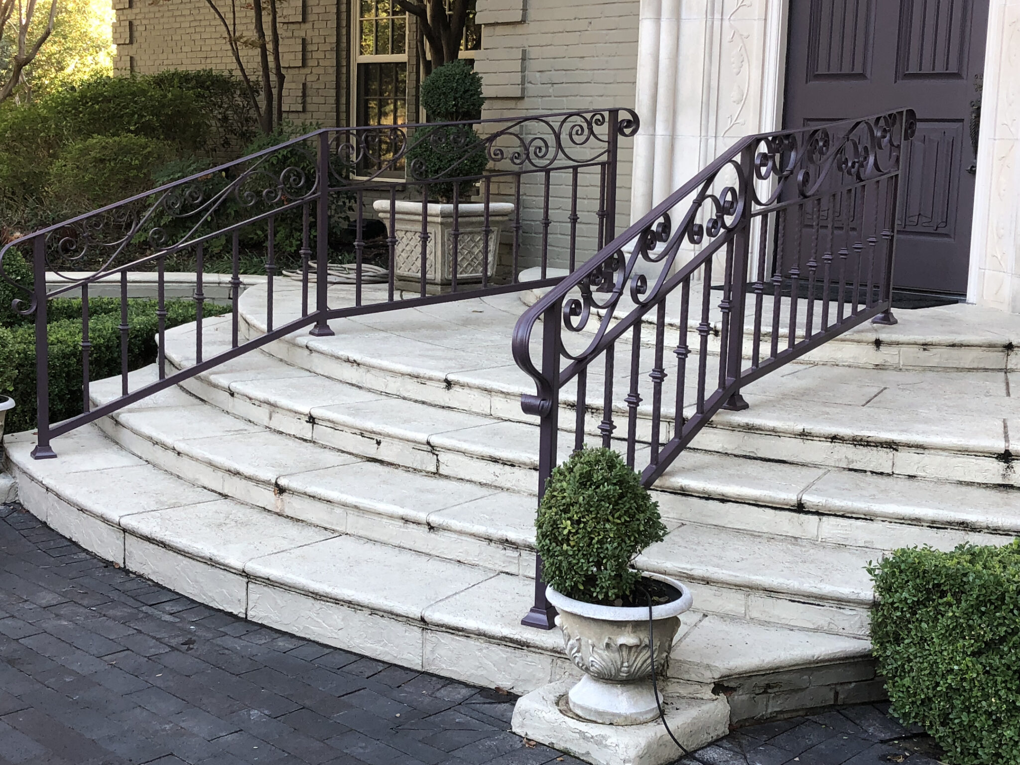 Handrail Installation Companies | Custom Handrails | Stairway Railings