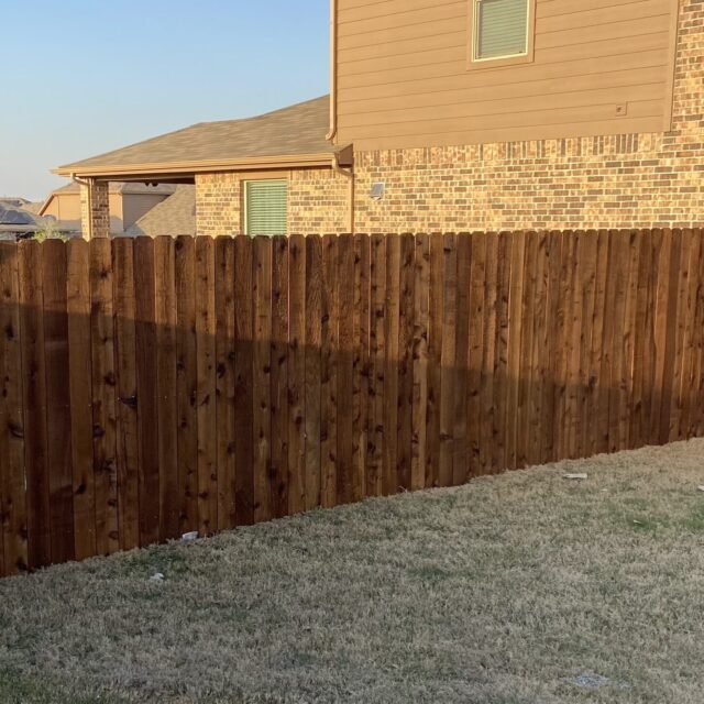 Low Cost Wood Fences | A Better Fence Company | Basic Wood Fence