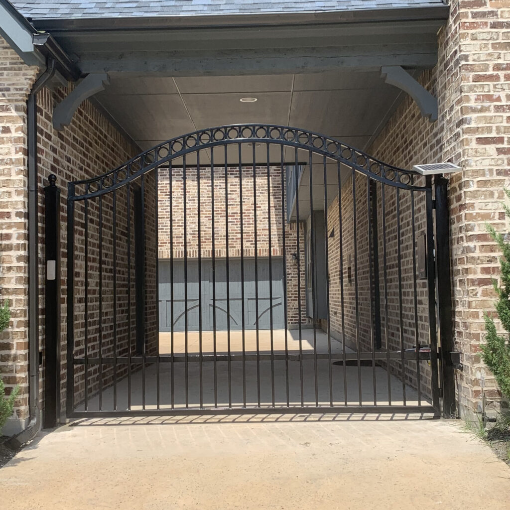 Driveway Gate Company | A Better Fence Company | Auto Driveway Gates